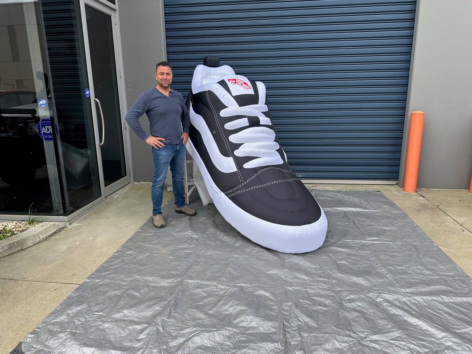 How We Work | Mr Inflatables